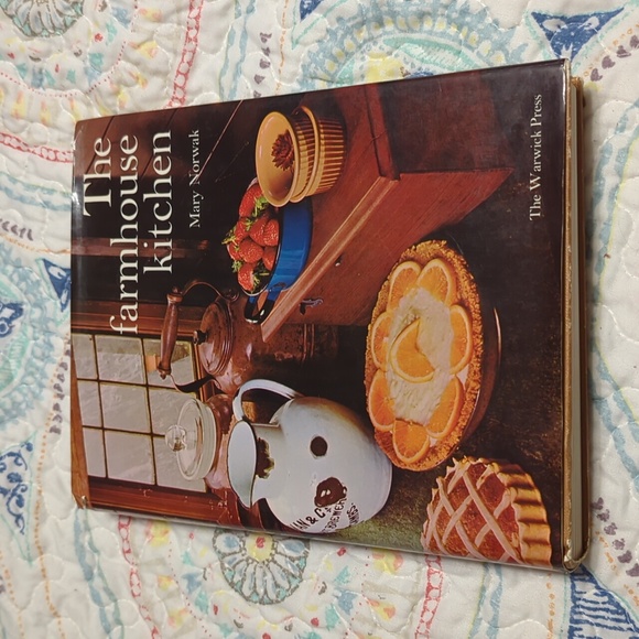 Kitchen | The Farmhouse Kitchen Cookbook By Mary Norwalk Edition 1979 ...